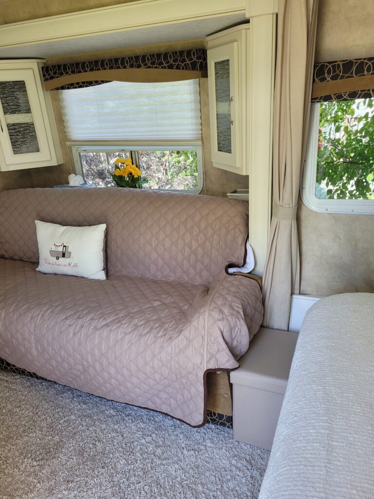 Trailer Listings – Maple Leaf Acres